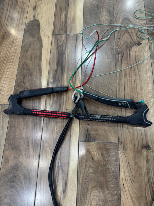 North Navigator Pro Control Bar 50-55cm Used — Force Kiteboarding